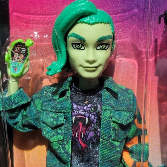 Mattel | Toys | Hot 222 Mattel Monster High Deuce Gorgon G3 Reboot ...